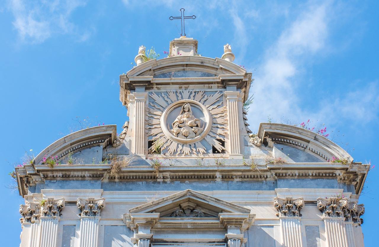 Visitare Napoli e le sue chiese, l'itinerario delle chiese di Napoli ...